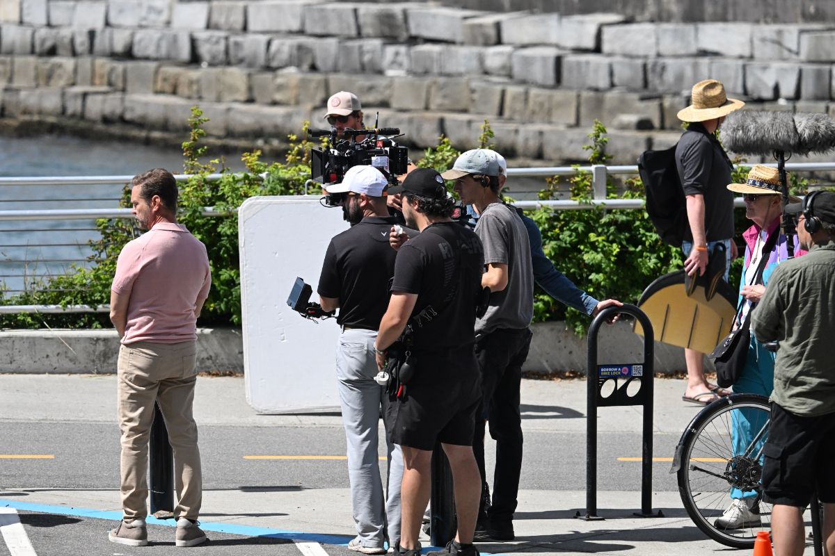 PHOTOS: Stars caught filming Private Eyes West Coast in Victoria ...